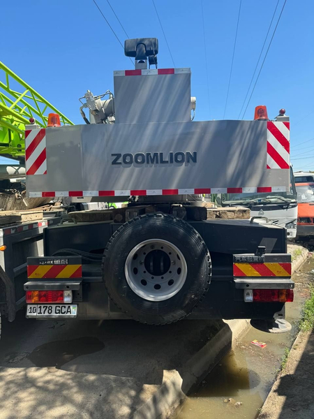 Kran zoomilon ideyal