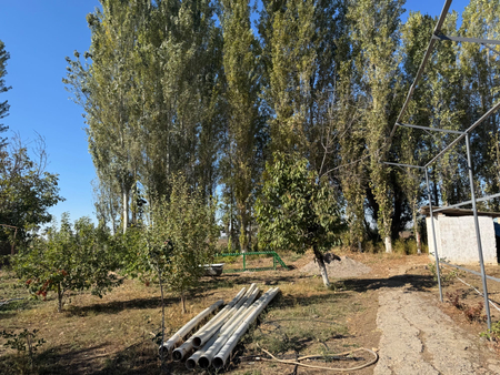 Продаю участок свой радной