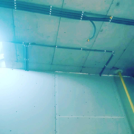Sifatli Elektrika xizmati