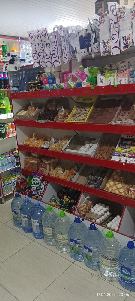 Полка продаётся для магазина очень прочная сделано под заказ но для на
