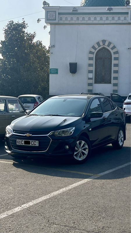 Chevrolet Onix avtomat Ltz sotiladi