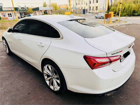 Malibu 2 2018-Yil 2 Turbo Polni Premier Qilingan naxt yoki Variant