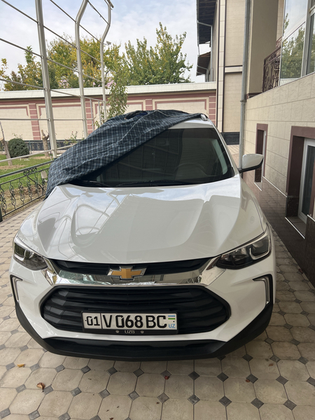 Трекер сотилади LTZ