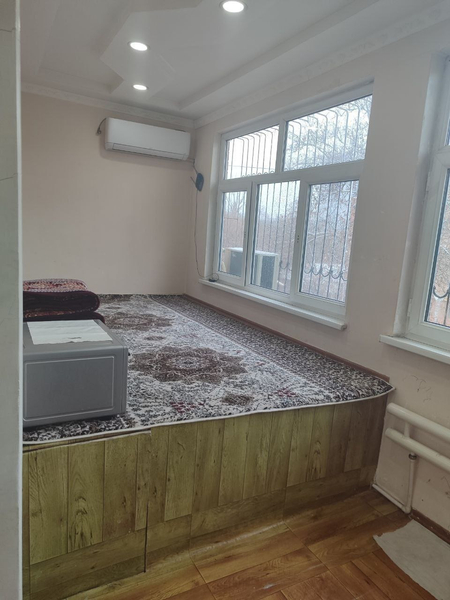 Nakowlik 2/4/4  2 ta balkonli

2/4/4

2 ta balkon 

2x6 1x3
Ipotekagay
