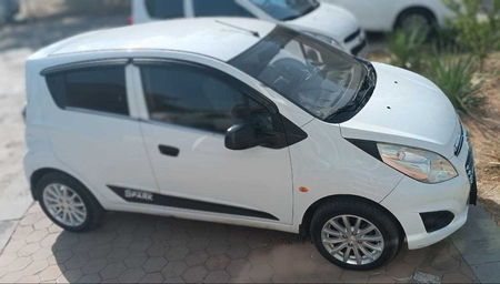 Chevrolet Spark, Oq rang (белый), 2012 й.
