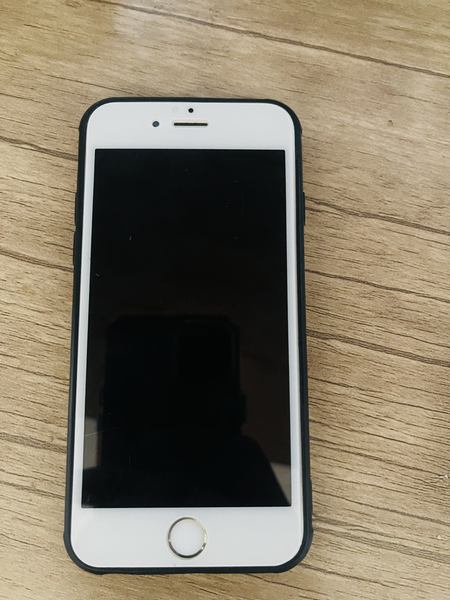 Iphone 6 sotiladi