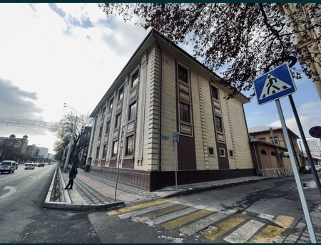 (КМ129048) Продается помещение в Яккасарайском районе.