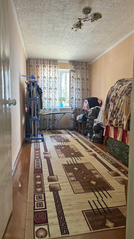 Срочно 2х 56м² 8микрарайоне 2этаж Прадаётся