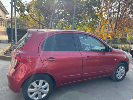 Nissan Mikra 2011 й Японияда ишлаб чикарилган