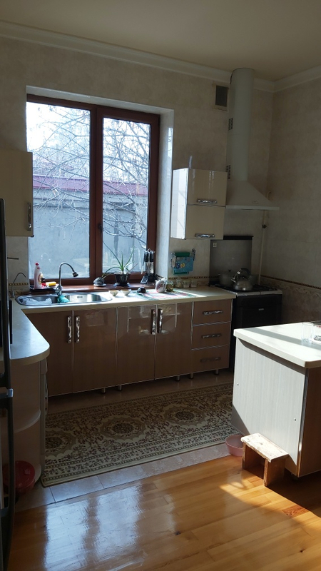 Кибрай центр 6 комнат 2 этажа