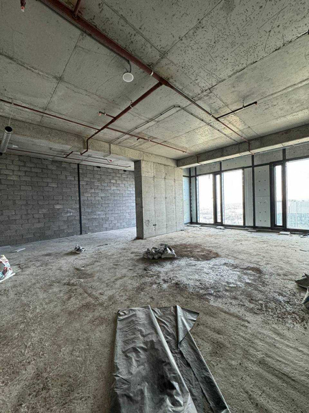 Срочно ПРОДАЁТСЯ 2ком студия квартира на ЖК Akay city 68м2 4-этаж