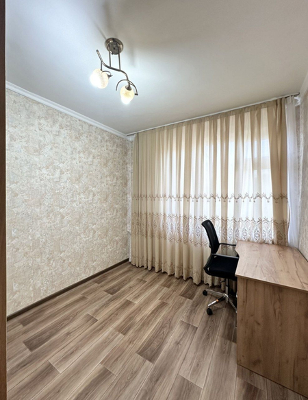 Сдается квартира в центре. 4/4/4 Ц5, Алайский, Минор, Gentlemens pub