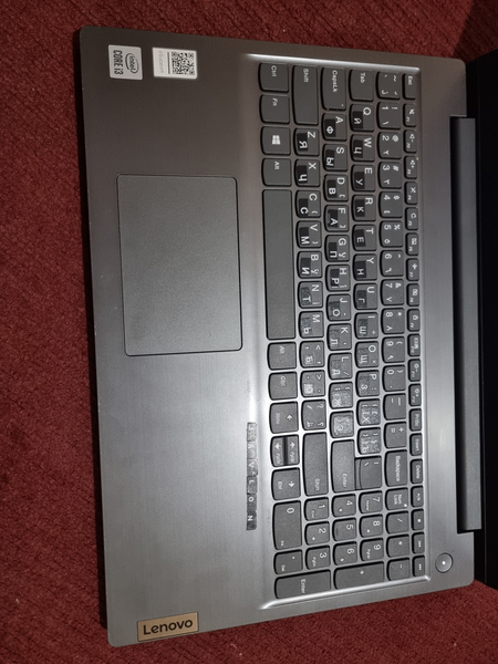 Kompyter. Lenovo v15 ofislar uchun