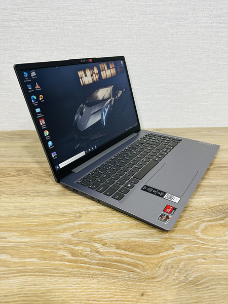 13 Поколения Lenovo Ryzen 3-8 Ядерный как новый для работы и игр