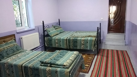 .Бассейн подогрев27-29 градусов.Паркент дача для семьи..