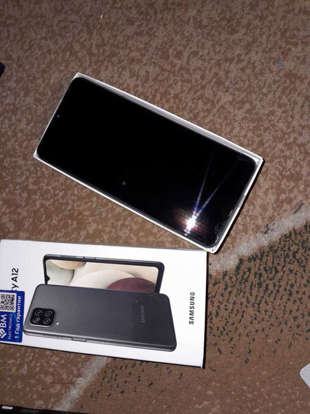 Samsung galaxy A12