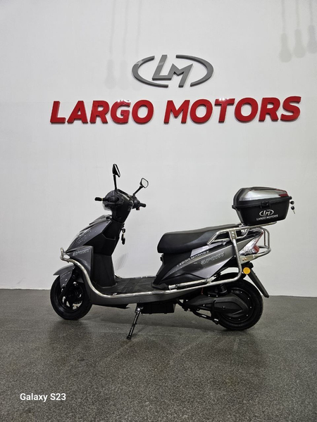 Largo DUGALI skuter