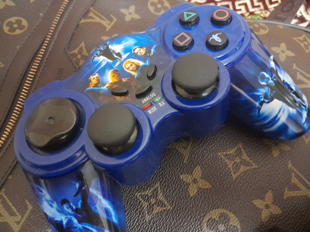 Assalom alekum Jostik ps 2 uchun plastation 2 uchun sotiladi