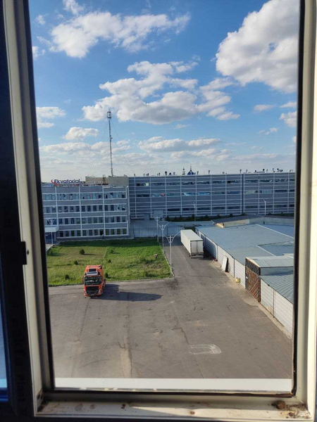 Srochno 3 xonali yangi qurilgan uy sotiladi.