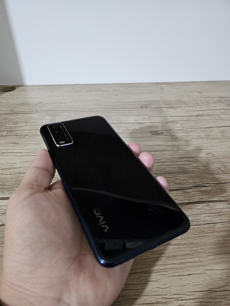 Vivo V2027 sotiladi ideyal 64Gb