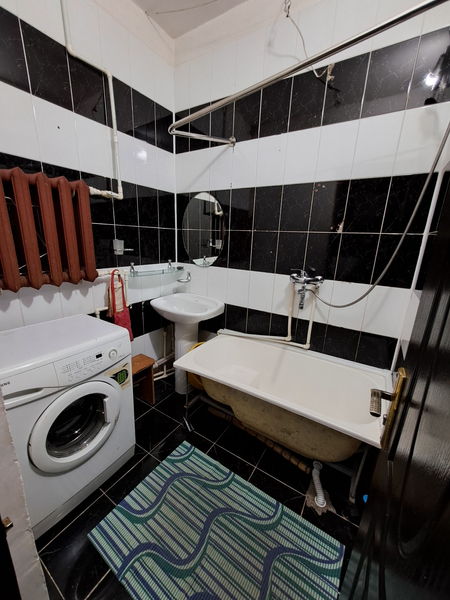 Ттз  1×2/1/4  срочно сдаётся квартира в аренду 300$