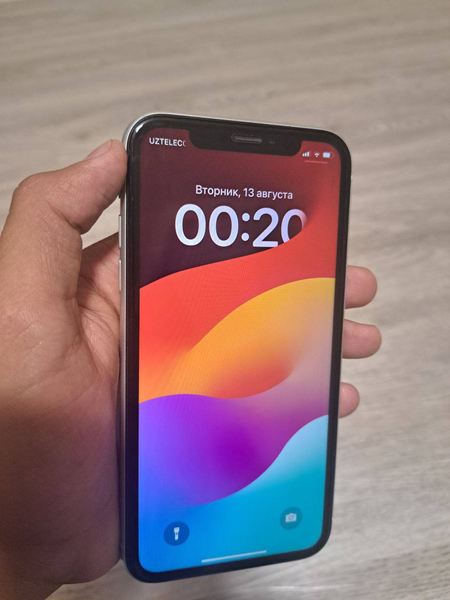 Sotiladi iPhone XR