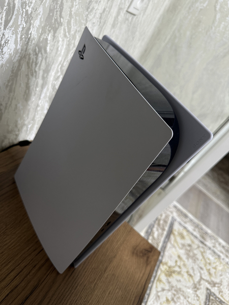 Sony PlayStation 5 продам