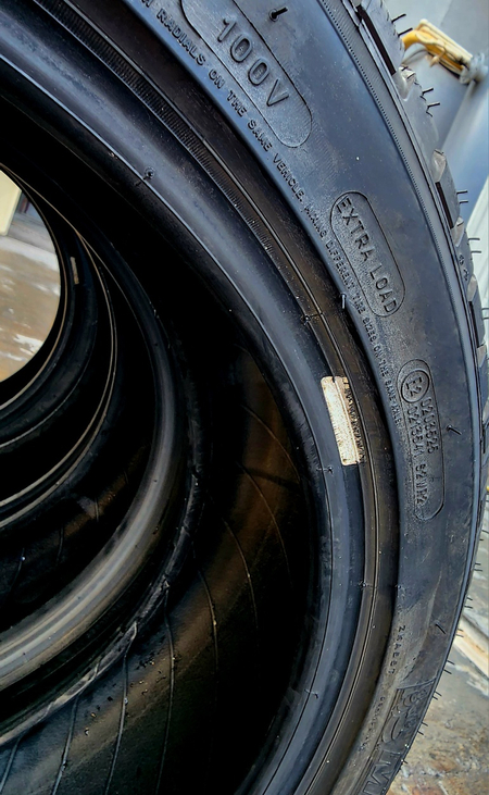 Michelin Шина 245/45 R18