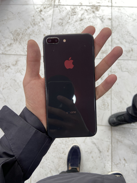 Iphone 8+ 64gb