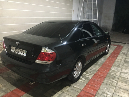 Toyota camry 35 srochna sotiladi