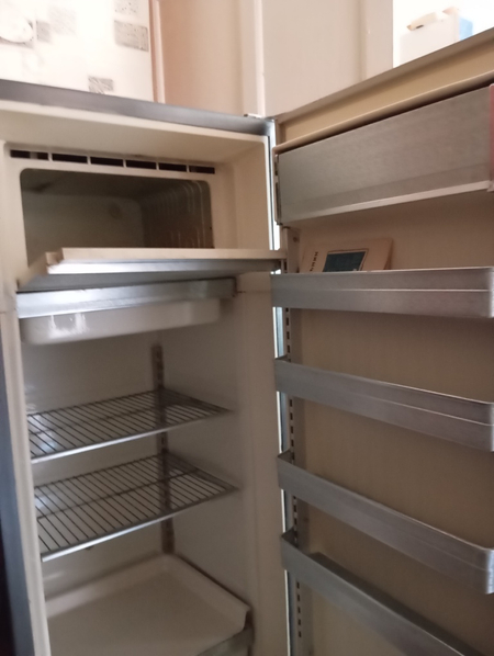Продается холодильник Зил