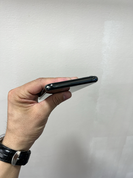 Srochna iphone 11 pro max karopkali