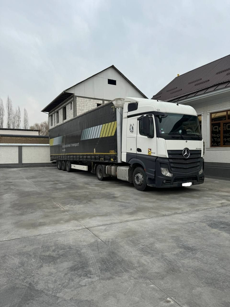 Mercedes Actros + WIELTON прицеп Сотилади