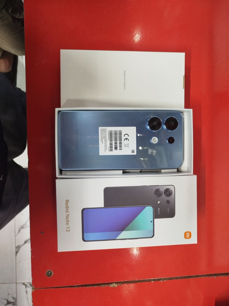 Redmi note 13 8\128