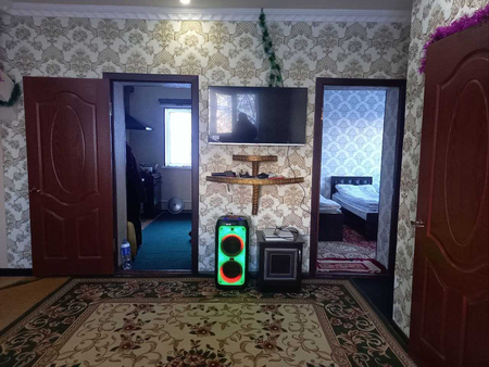 Сдается дача в Чимгане на 8 человек 2 линия Ijara dacha Chimgan