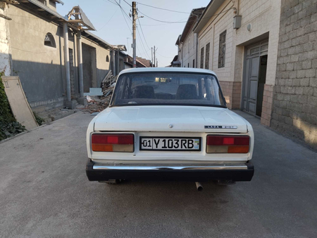 Vaz 2107 Srochna sotiladi 2011 yil
