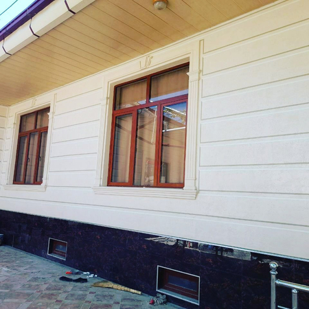 Fasad Travertin va Mineralka