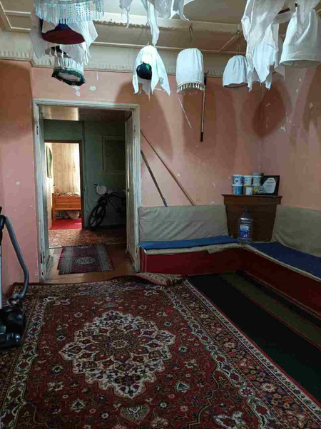 Продаётся 3х комнатная квартира, без ремонта, цену договоримся