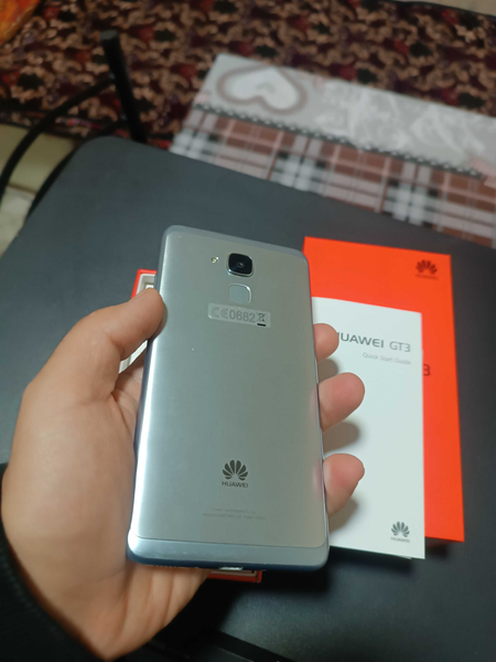 huawei GT 3 yaxshi holatda