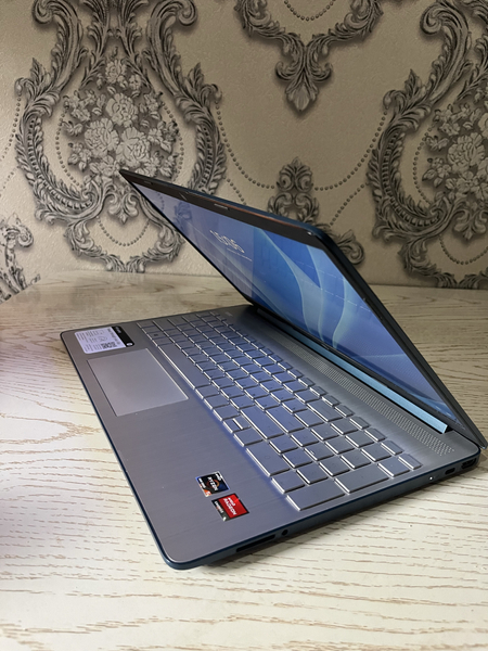 Kompyuter sotiladi HP Xotirasi 12/1TB xolati ideal qiyna ishlatilmagan