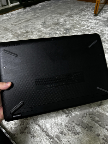 Notebook HP sotiladi