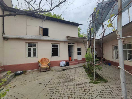 Срочна Горит аренда 3 ком. участка 2 соток ХАСТИ ИМОМда id sh 400