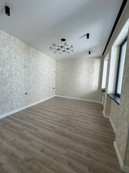 Продается Евро дом Ор-р: Центр Луначарский 250м2