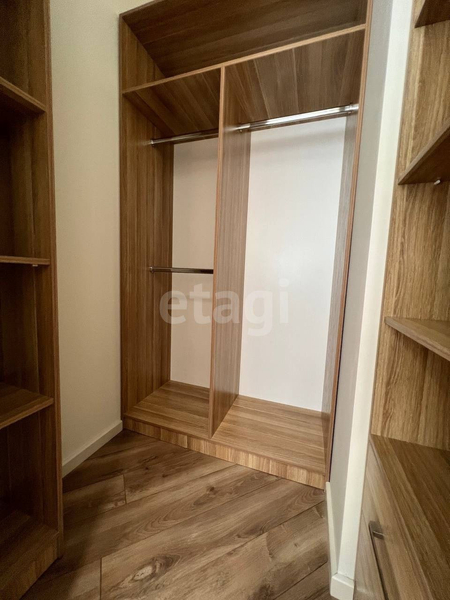 Продается своя квартира в центре на Саид Барака 2в3 (ТОЧКА БОМБА)