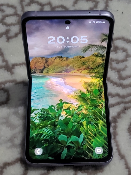 Samsung Galaxy Z Flip 3 sotiladi