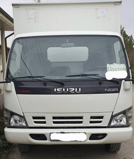 Isuzu cotiladi yili16