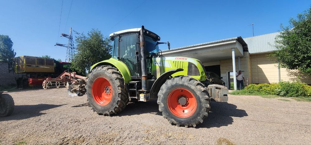 CLAAS sotiladi bonusi bor
