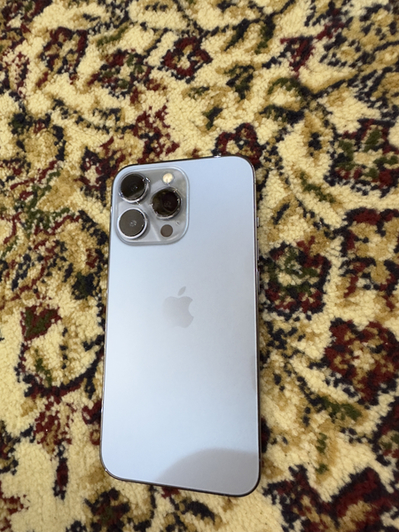 iPhone 13 pro.
