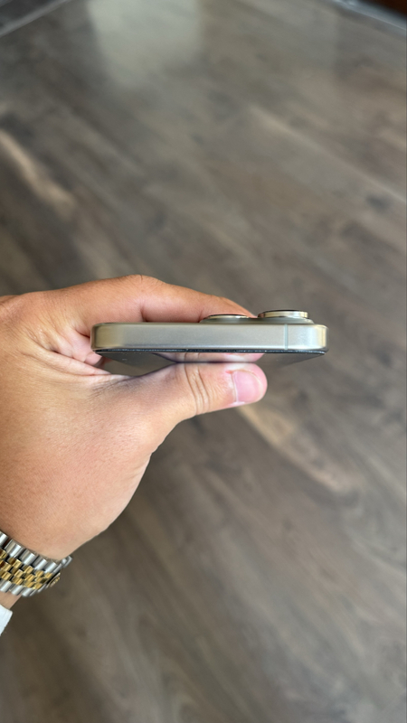 Iphone 15 pro max 100% 8 цикл срочно 1020$