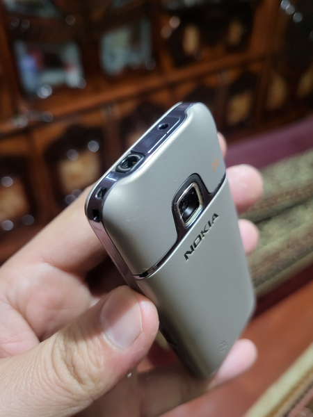 Nokia 2710 Navigation Edition